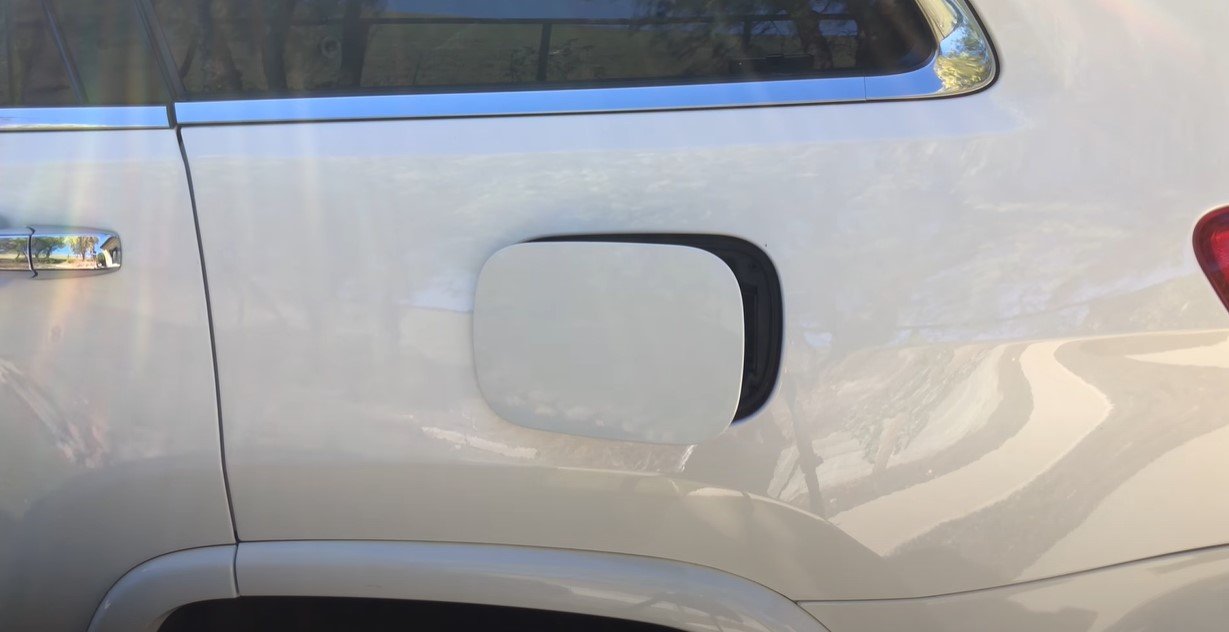 All You Need to Know About Opening The Fuel Door on Jeep Grand Cherokee